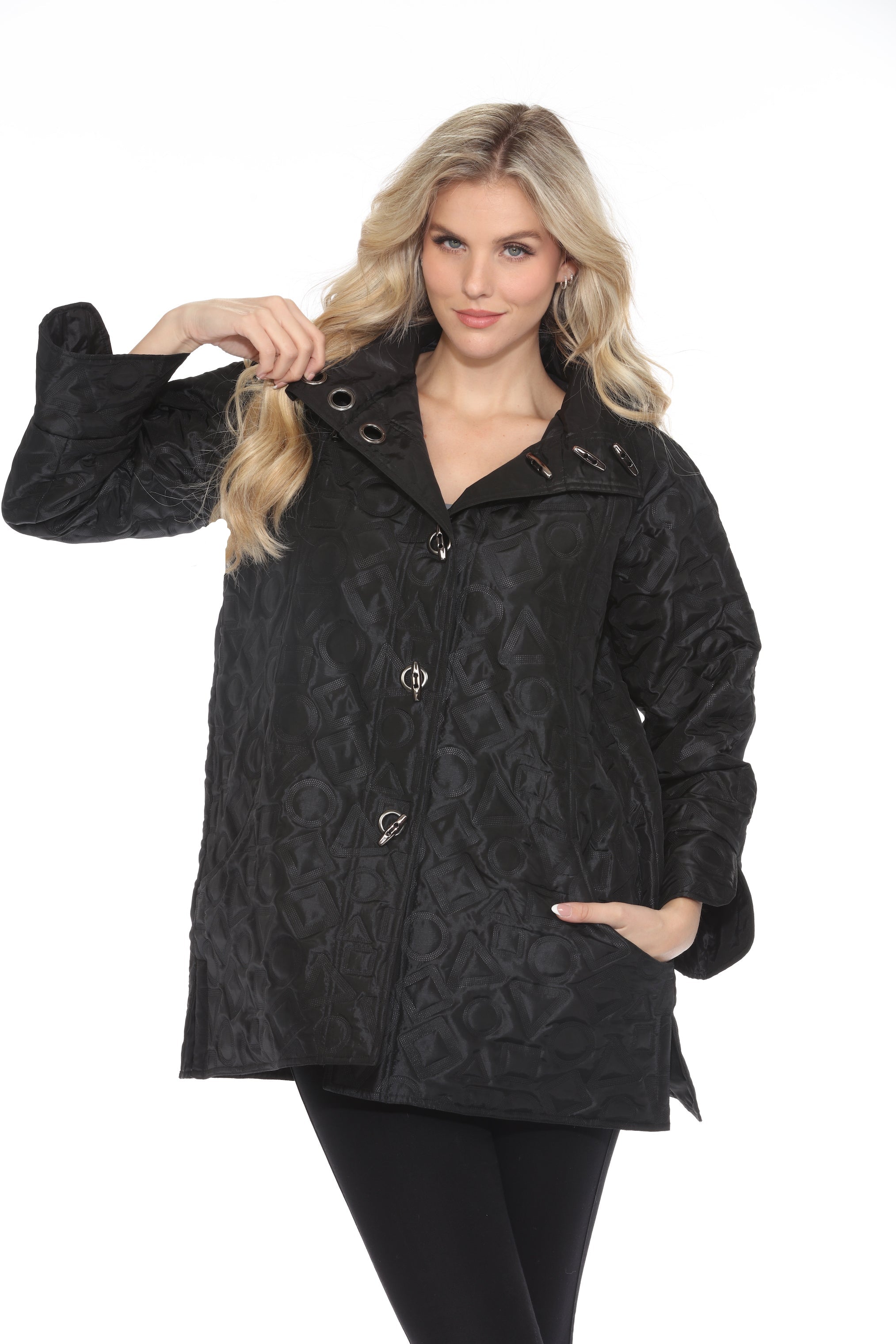 Oopéra by Lindi Embossed Reversible Jacket in Black - J2542RW-1 – Shop ...